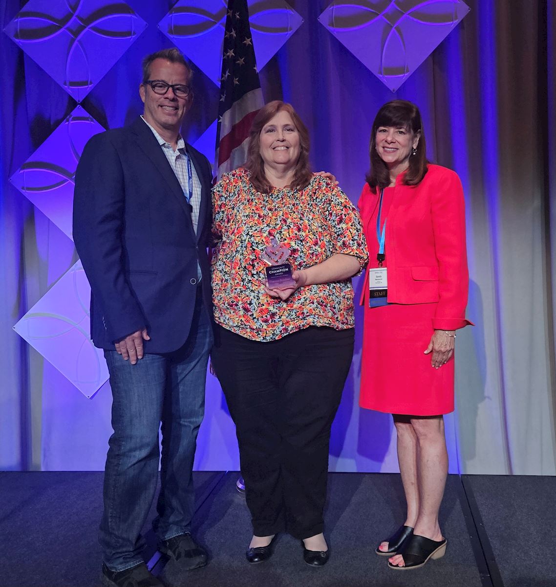 2023 Community Champion Award Winner | Mom's Meals